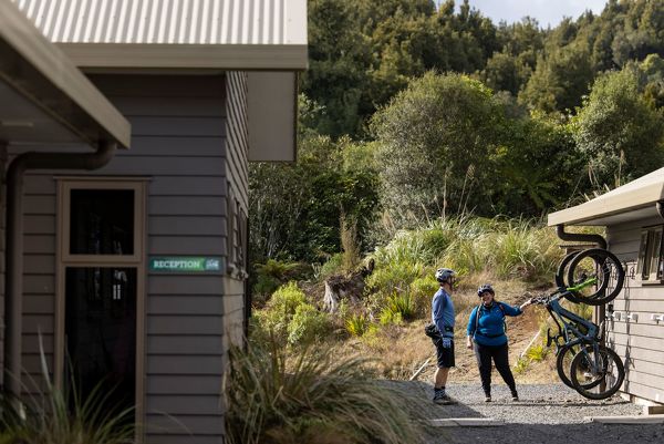 Shuttle Transport Options | Stress-Free Transport To The Scenic Timber ...